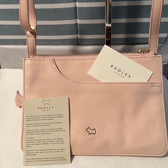 RADLEY LONDON | Bags | Euc Radley London Pockets Multi Compartment ...